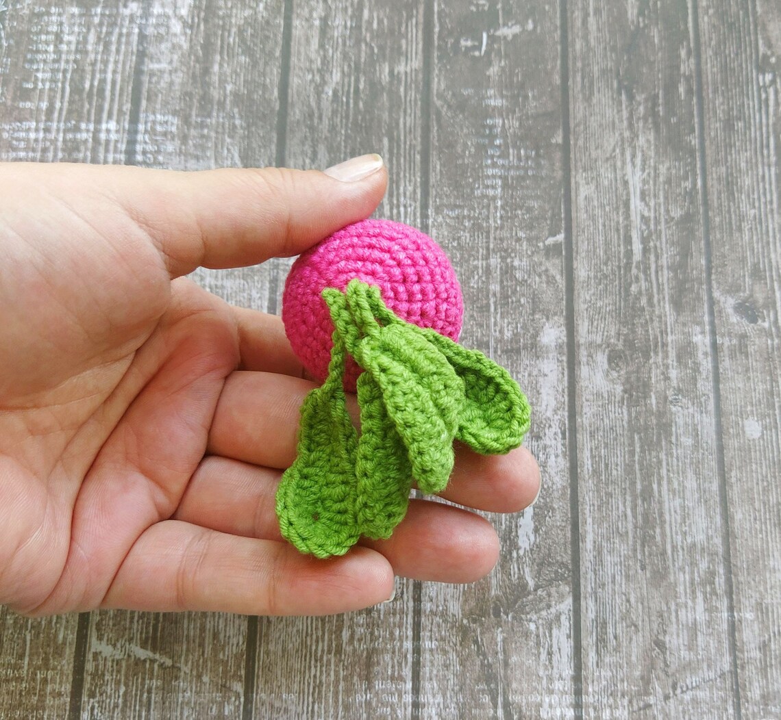 Crochet radish pattern Amigurumi radish toy Crochet play | Etsy