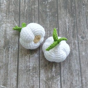 Crochet Garlic Pattern, Amigurumi Garlic Toy, Crochet Vegetables ...