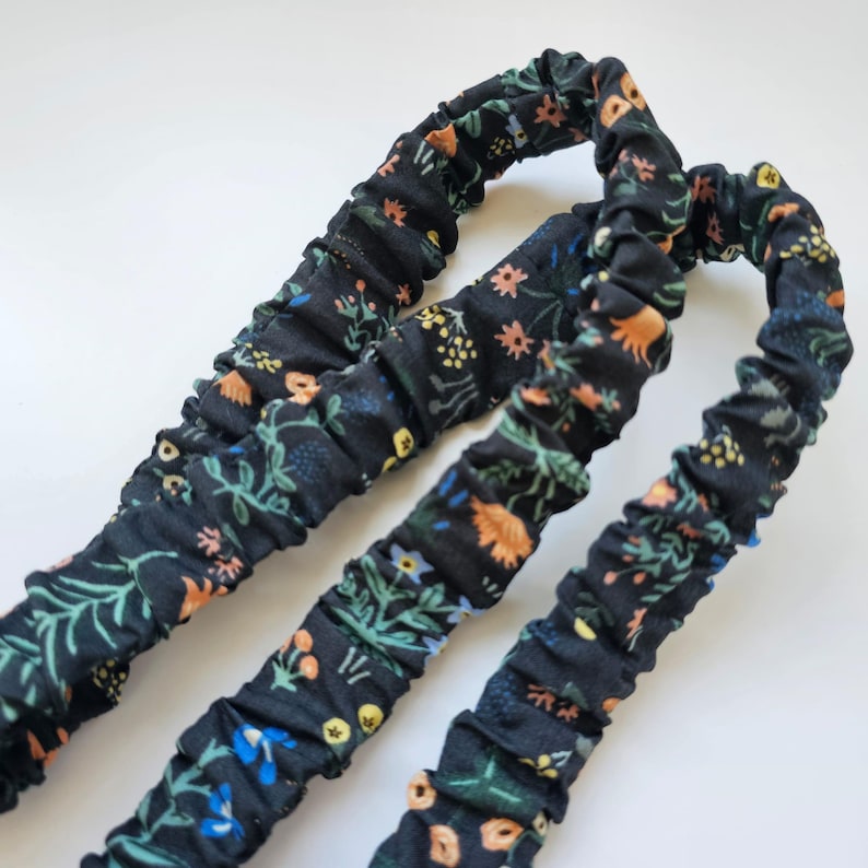 Soft Scrunchie Lanyard: Stretchy Breakaway Safety ID Holder, Teacher ...
