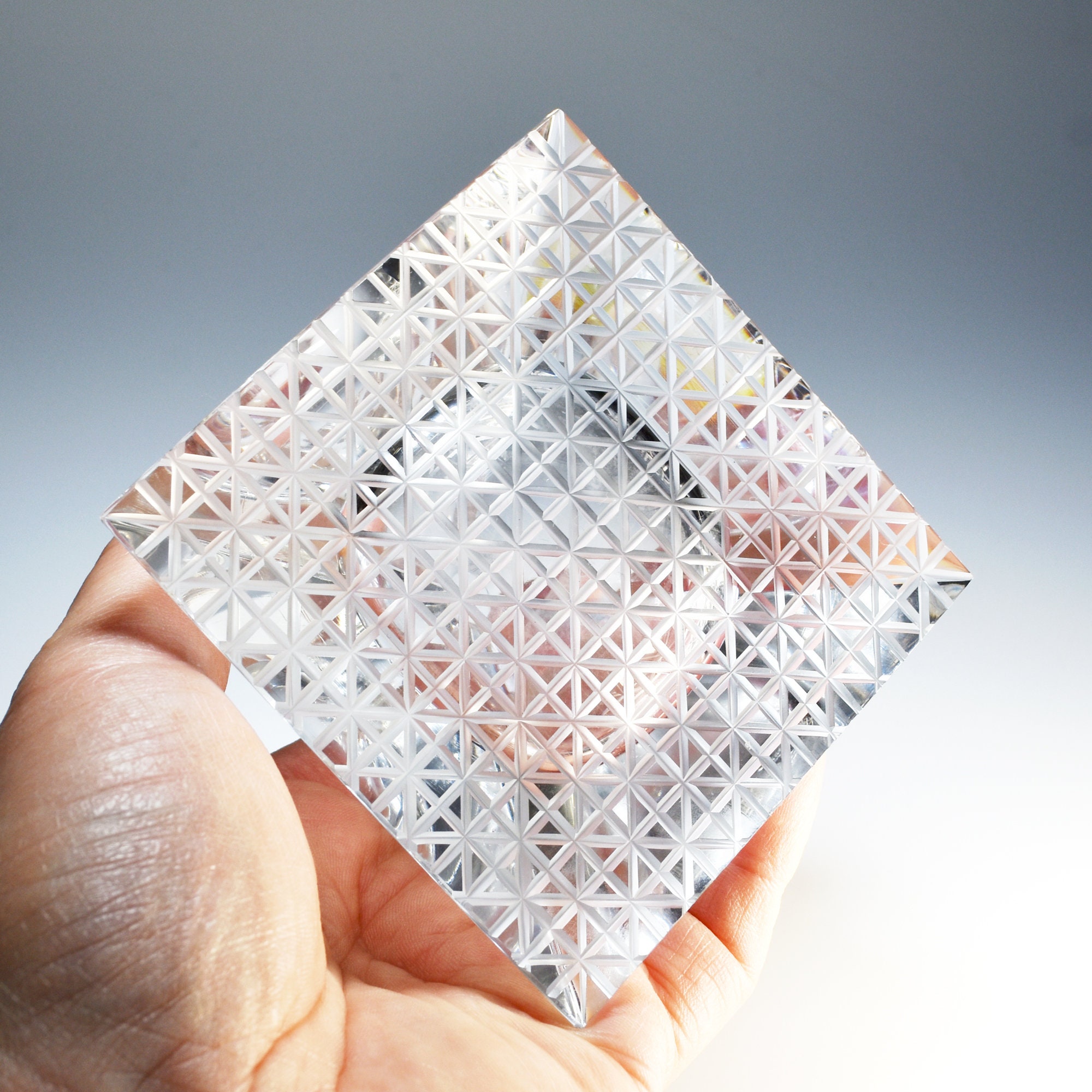 Eriko Asano's Kiriko Flower Vase, "pyramid" - Etsy