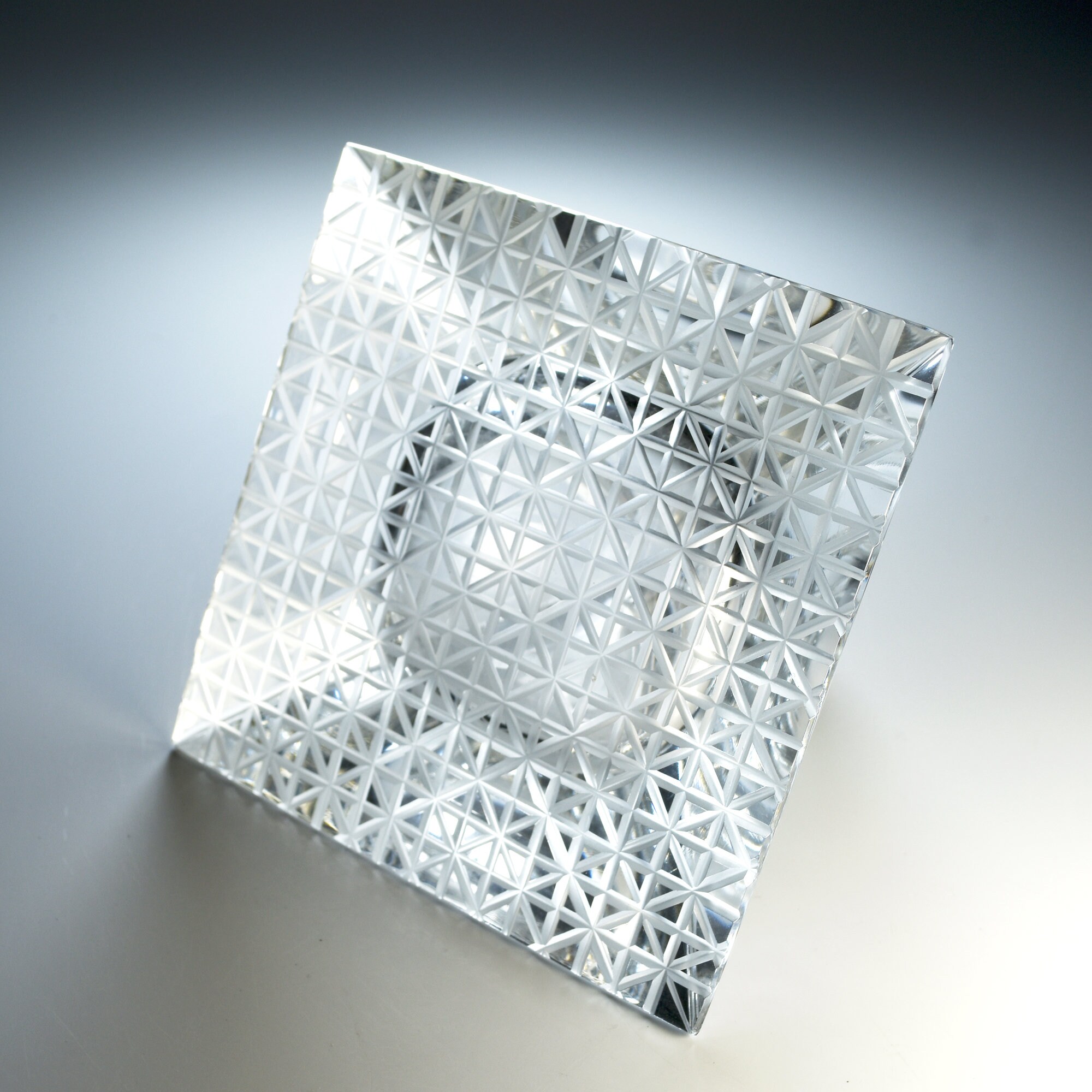 Eriko Asano's Kiriko Flower Vase, "pyramid" - Etsy