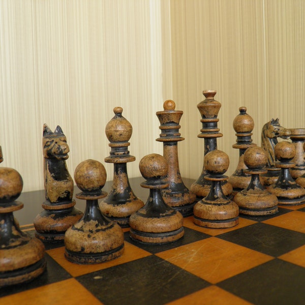 Antique Chess Set - Etsy
