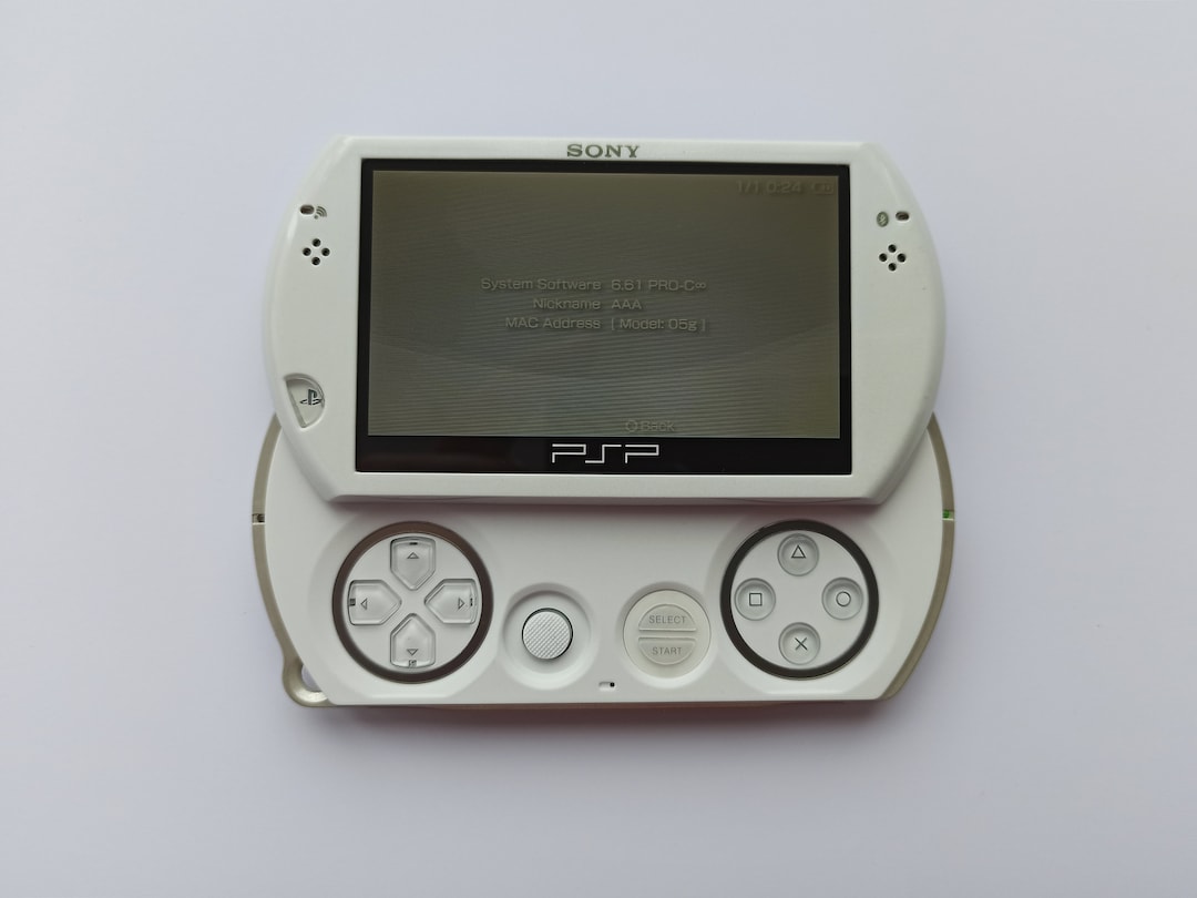 Custom PSP Console Modded With New White Housing Shell and Micro Sd ...