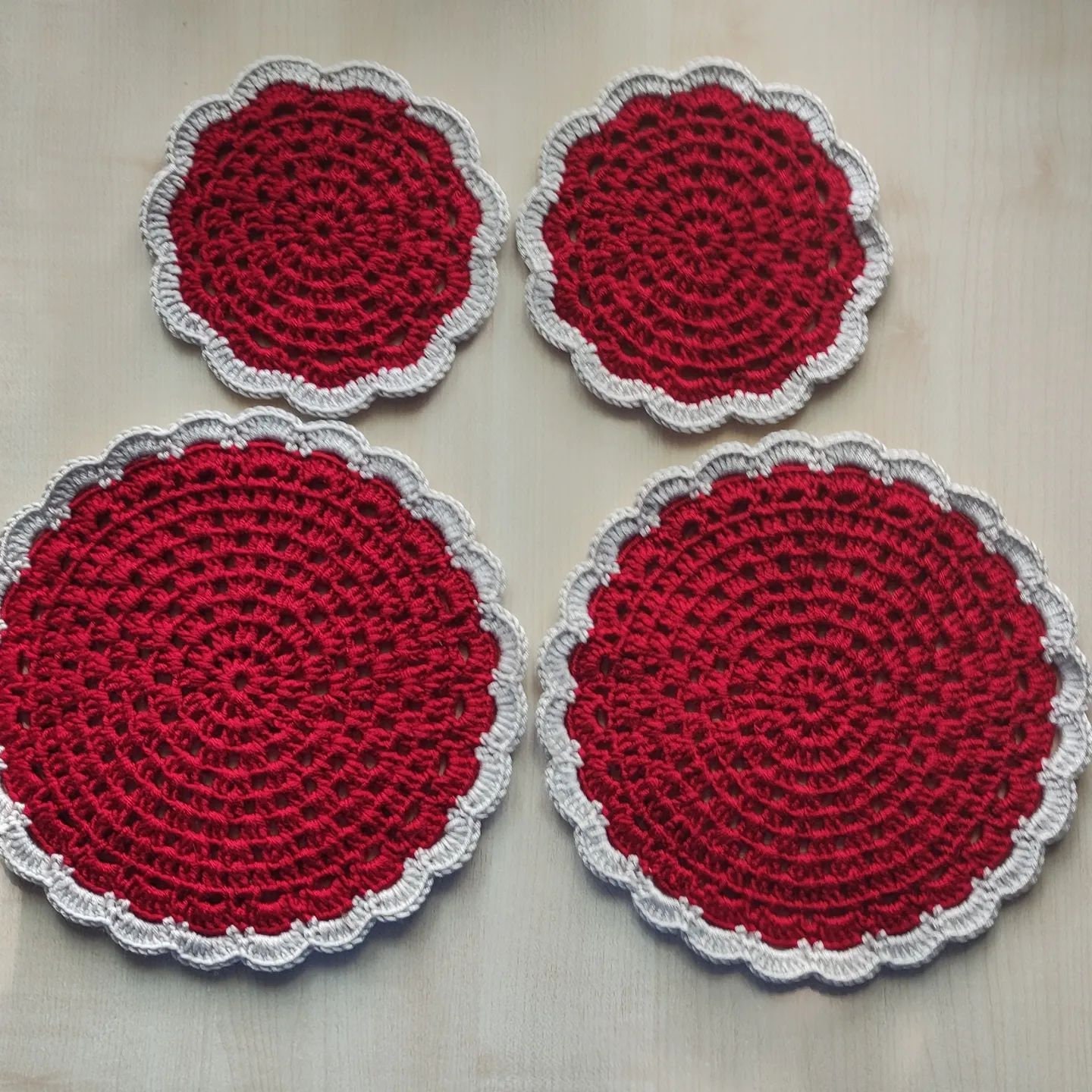 Round Crochet Table Mat, Crochet Round Placemat, Set of 4 Mats - Etsy