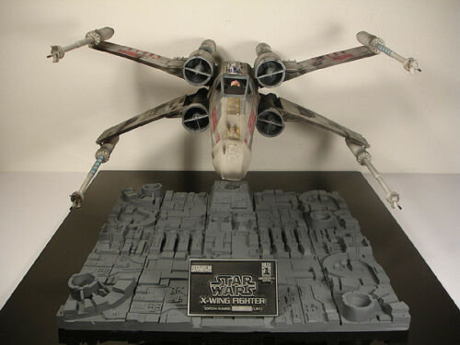 Star Wars ICONS X-Wing TIE Fighter Death Star Tile Base 1/24 | Etsy