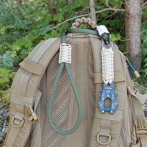 Swivel Kong Frog Dog Leash Made of Climbing Rope and Paracord - Etsy