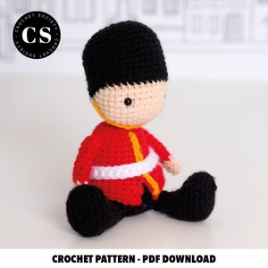 Crochet King's Guard & London Bus Pattern, Amigurumi Toy, Tutorial PDF ...