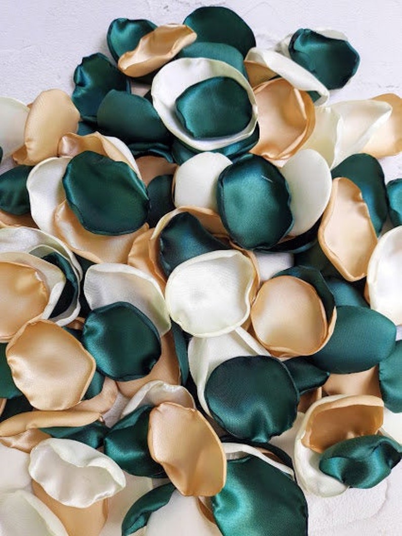 Hunter Green Weding Gold Rose Petals Ivory Petals Dark Green - Etsy