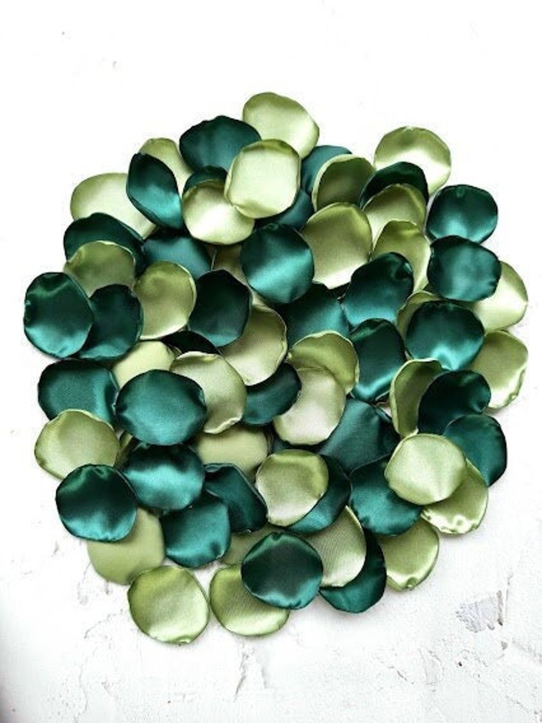 Hunter Green Rose Petals Dark Green Wedding Emerald Table Decor Sage ...