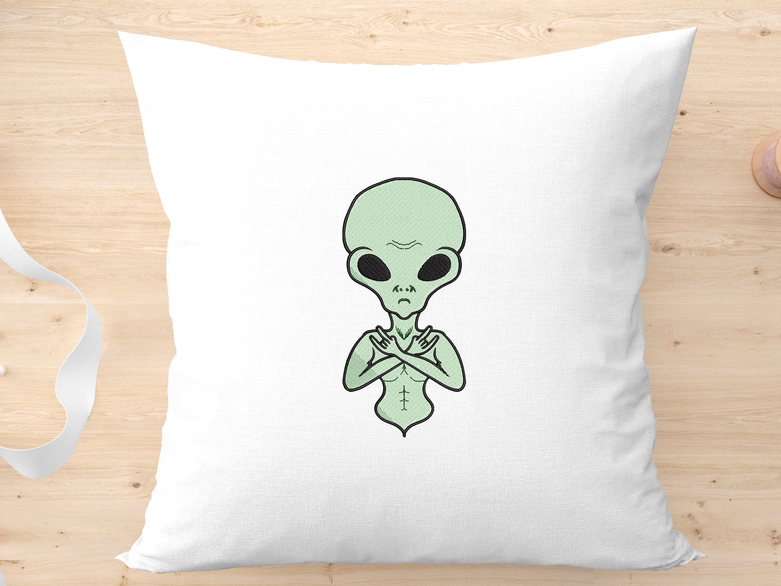 Alien Embroidery Design Martian Embroidery Pattern 4 Size - Etsy