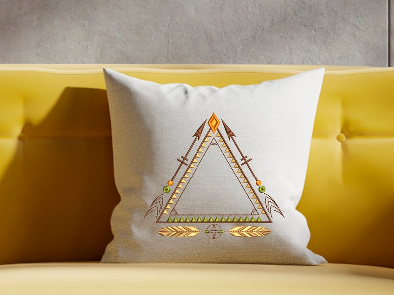 Boho Triangular Wreath Machine Embroidery Design Monogram - Etsy
