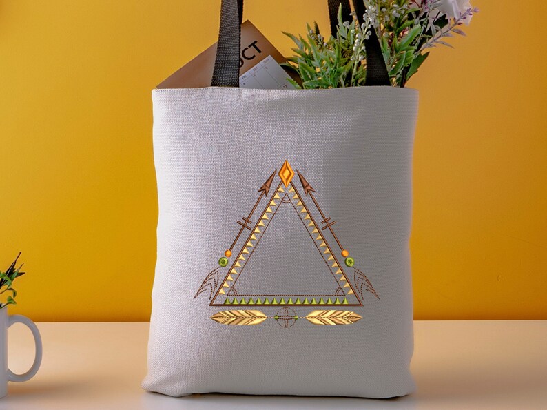 Boho Triangular Wreath Machine Embroidery Design Monogram - Etsy