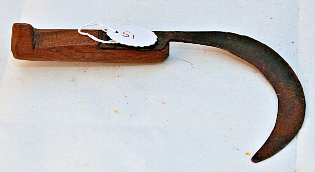 Vintage Handmade Crops Cutting Hand Sickle Wooden Handle Collectible ...
