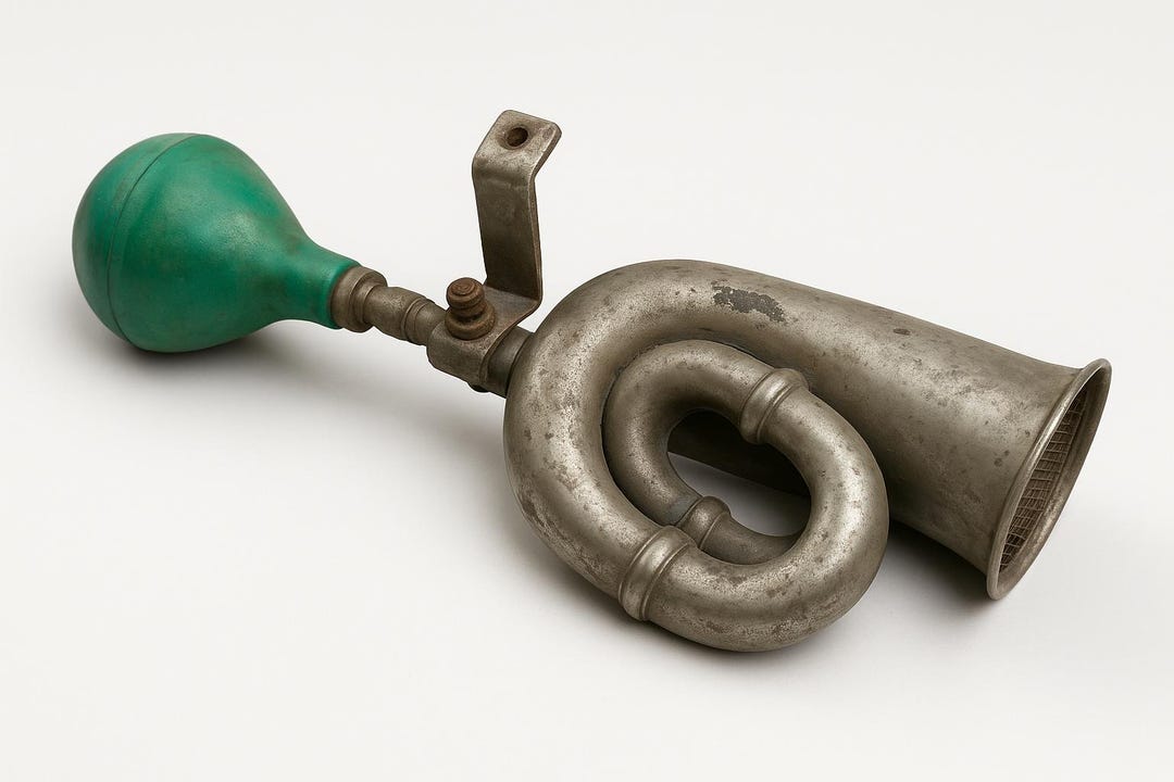 Vintage Brass Vehicles Horn With Squeeze Air Rubber Bulb Collectible ...