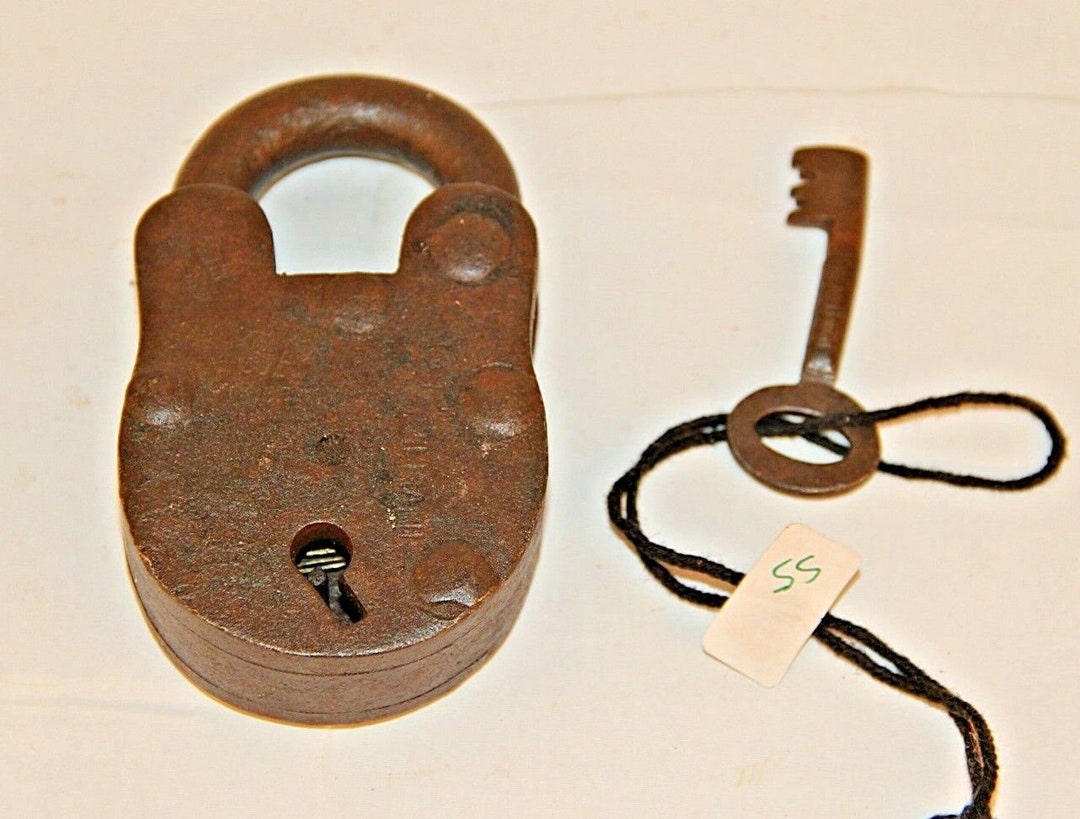 Vintage Solid Iron Lock & Key Antique Padlock Collectible Unique Decor ...