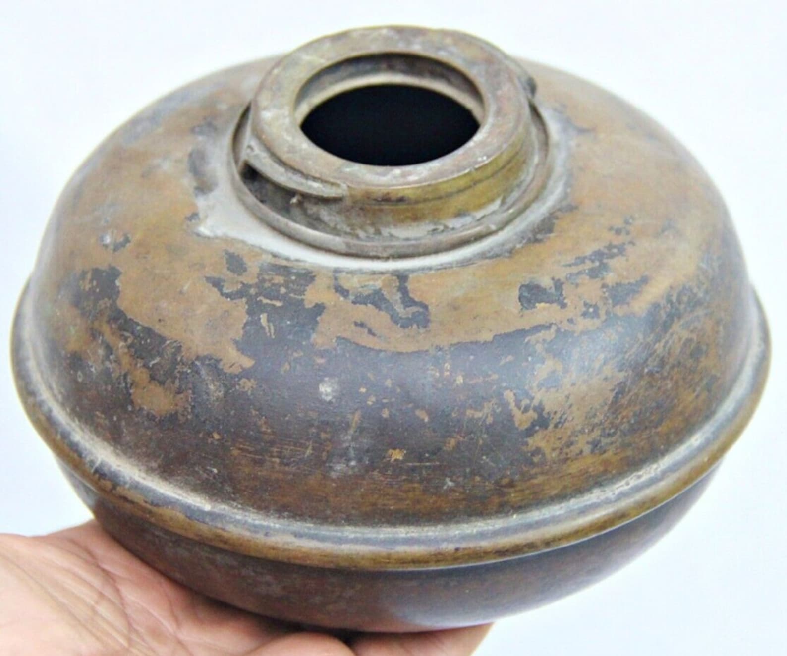 Vintage Brass Kerosene Lamp, Antique Copper-built Oil Lantern ...