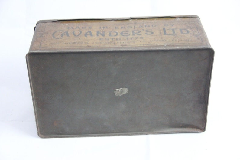 1940's Rare Cavender's Medium Navy Cut Cigarettes Tin Box Vintage Litho ...