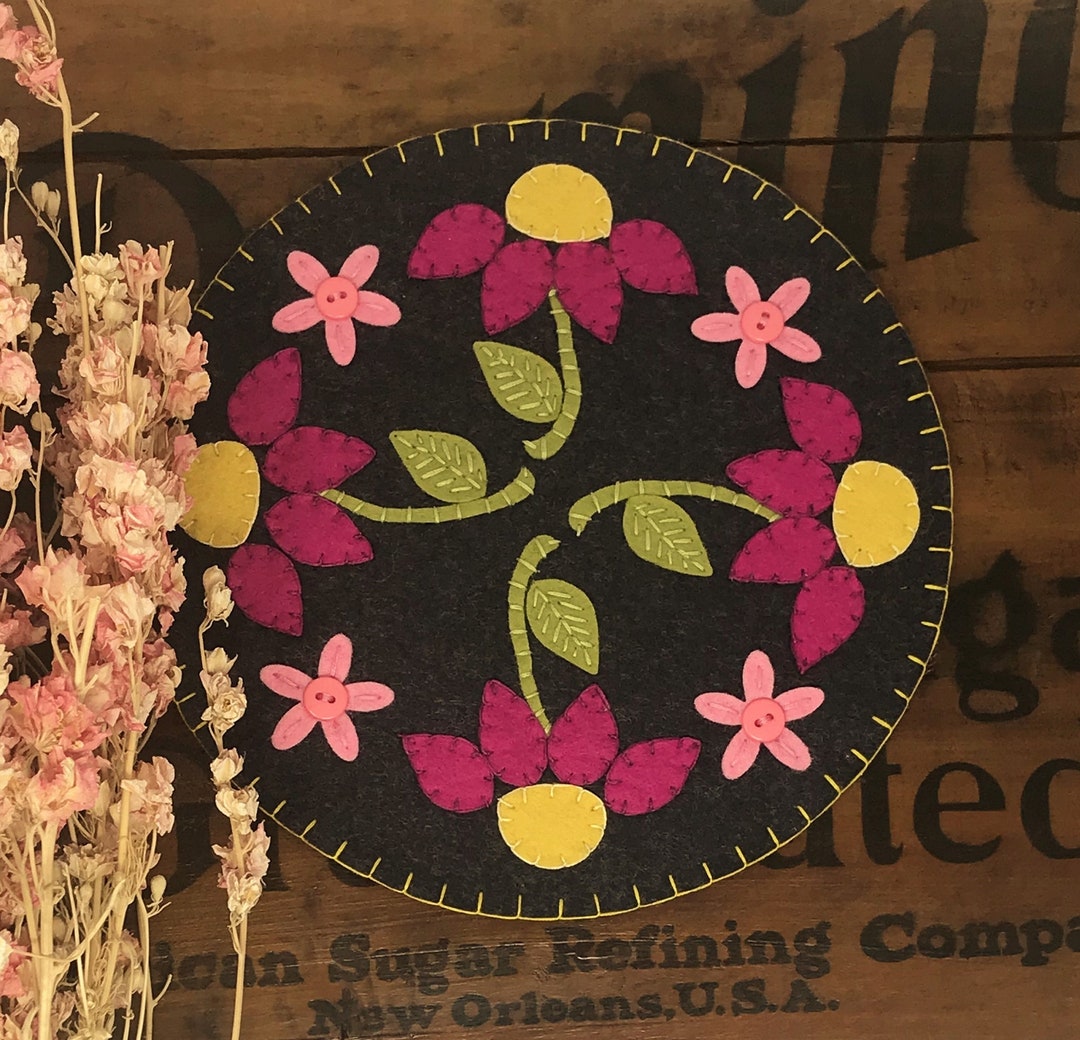 Primitive Stitchery Large Flowers Penny Rug ~ Spring and Summer Candle ...
