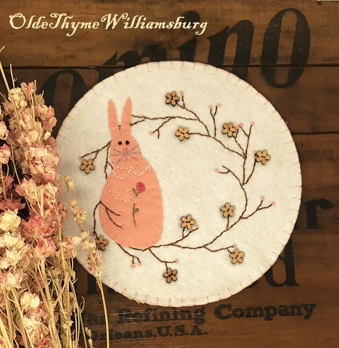 Primitive Stitchery EASTER Bunny Penny Rug ~ SPRING Twiggy Wreath ...