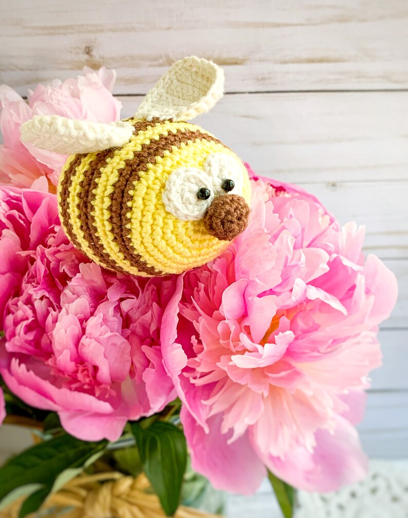 Amigurumi Pattern Crochet Honey Bee Pdf Crochet Pattern - Etsy Amigurumi Pattern Crochet Honey Bee Pdf Crochet Pattern - Etsy