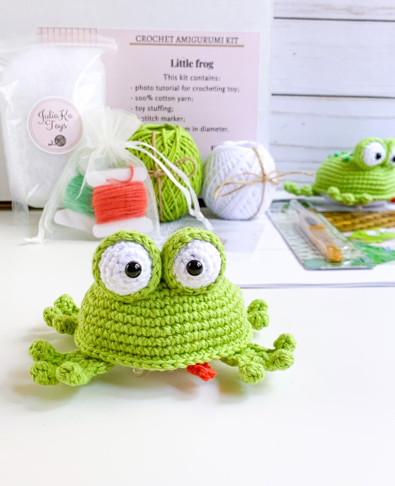 DIY Amigurumi Frog Crochet Kit: Beginner-friendly Toy - Etsy