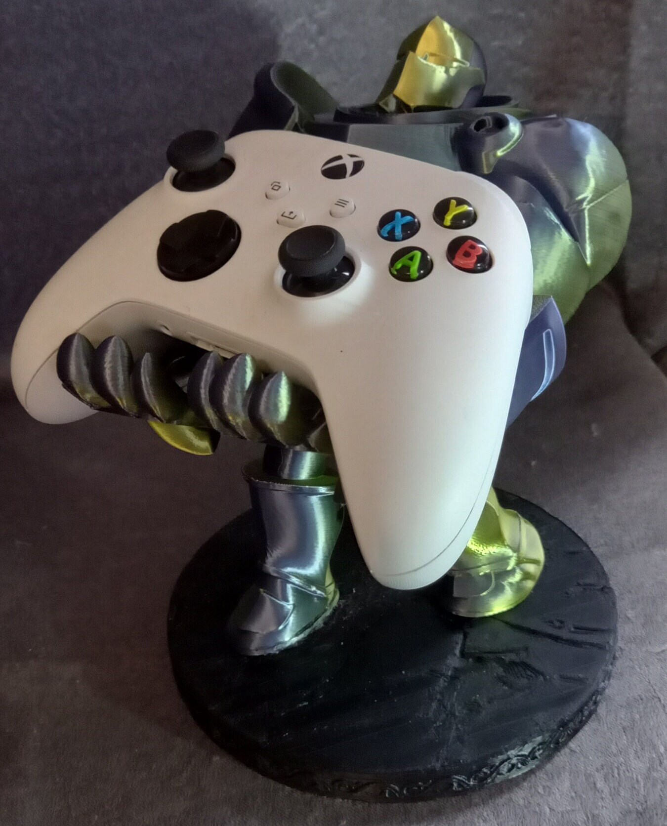 Armoured Knight Game Controller Holder - Etsy