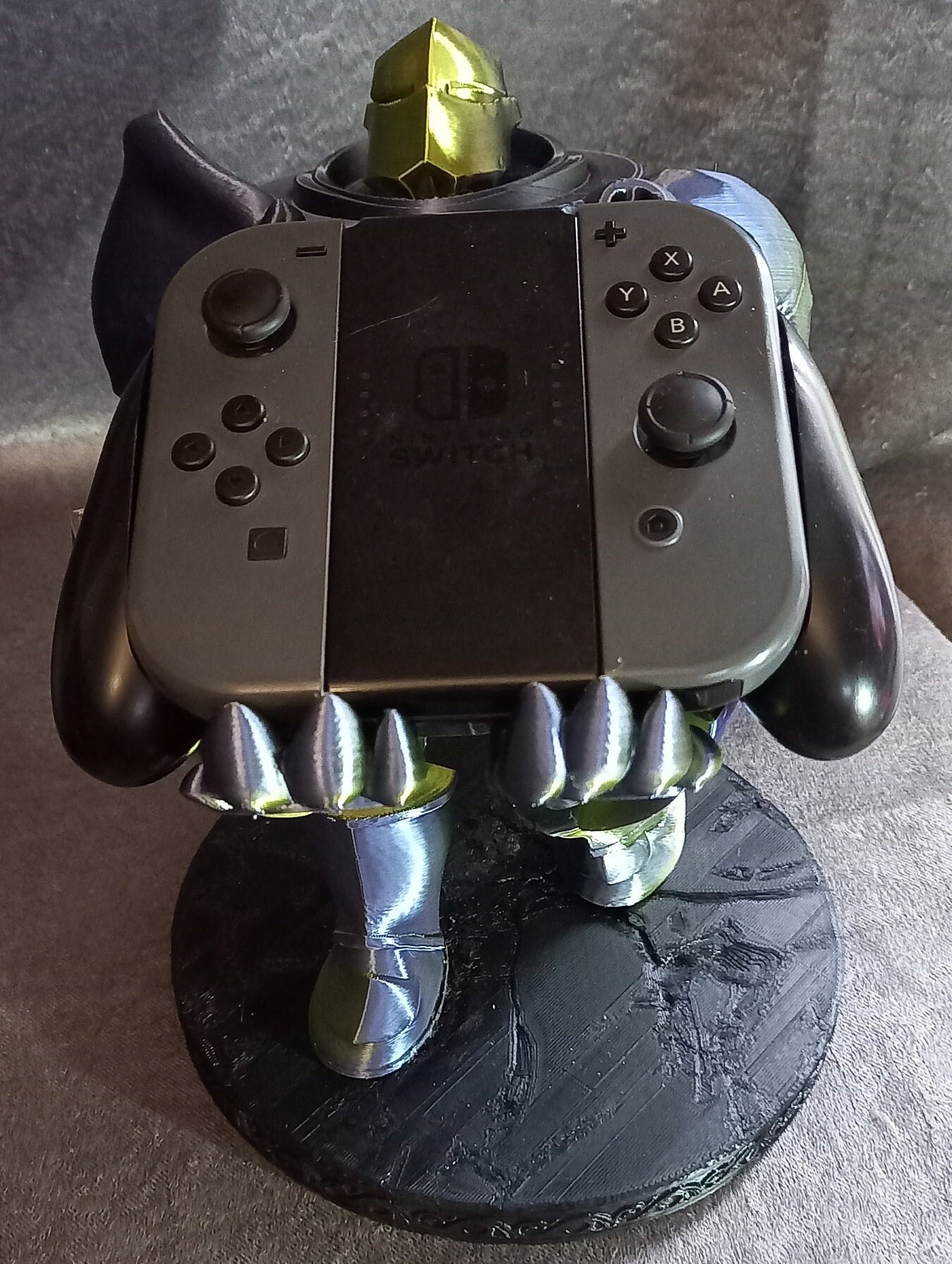 Armoured Knight Game Controller Holder - Etsy