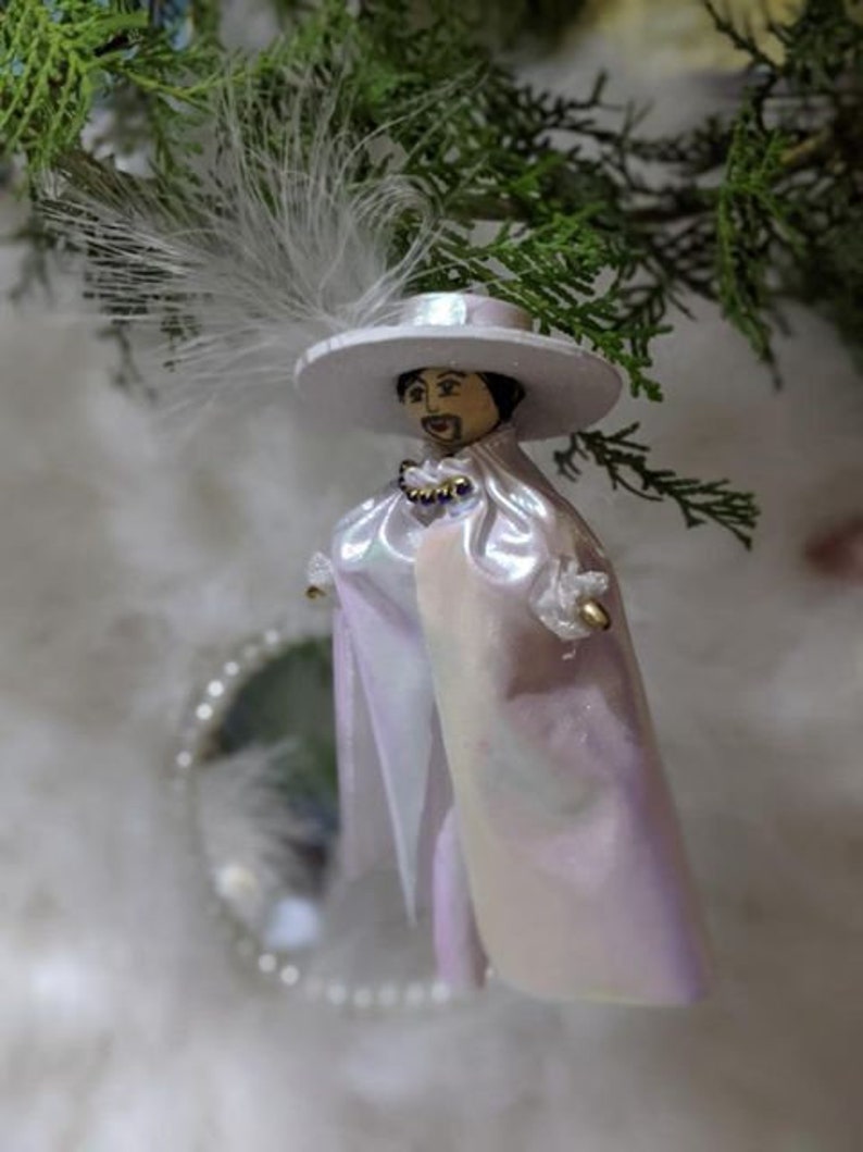 Christmas Tree Prince.icons Hanging Christmas Decoration.dream Prince ...