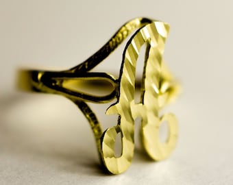 10k Yellow Gold Solid Heart Cursive Initial Letter Ring for | Etsy