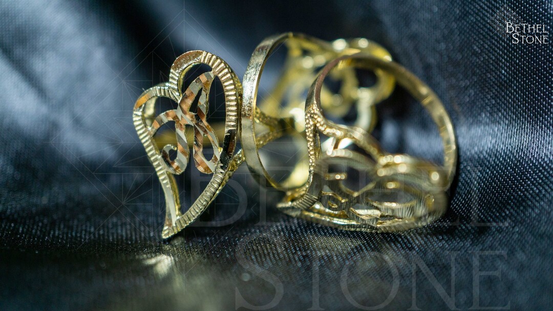 10k Yellow Gold Solid Big Slanted Heart Cursive Initial Ring With ...