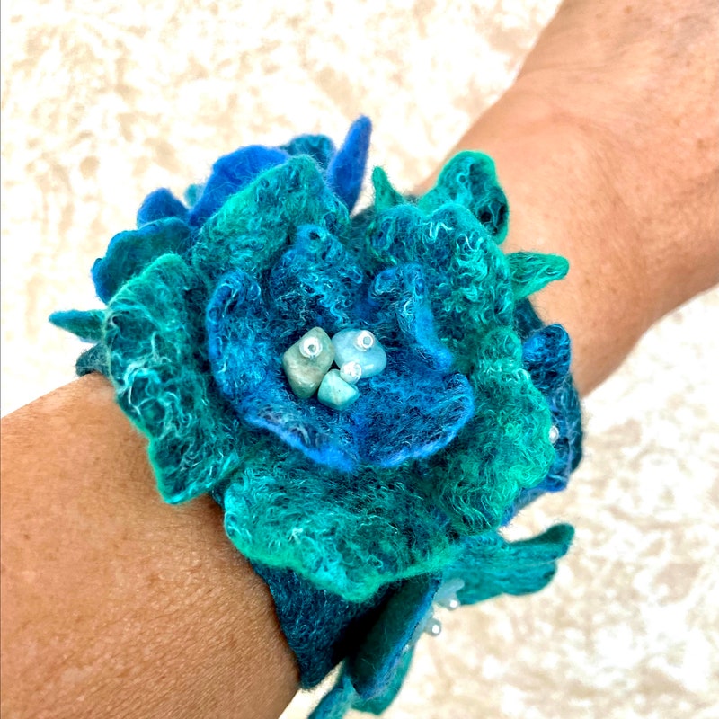 Wool Bracelet - Etsy