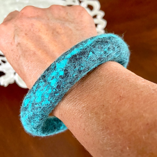 Wool Bracelet - Etsy