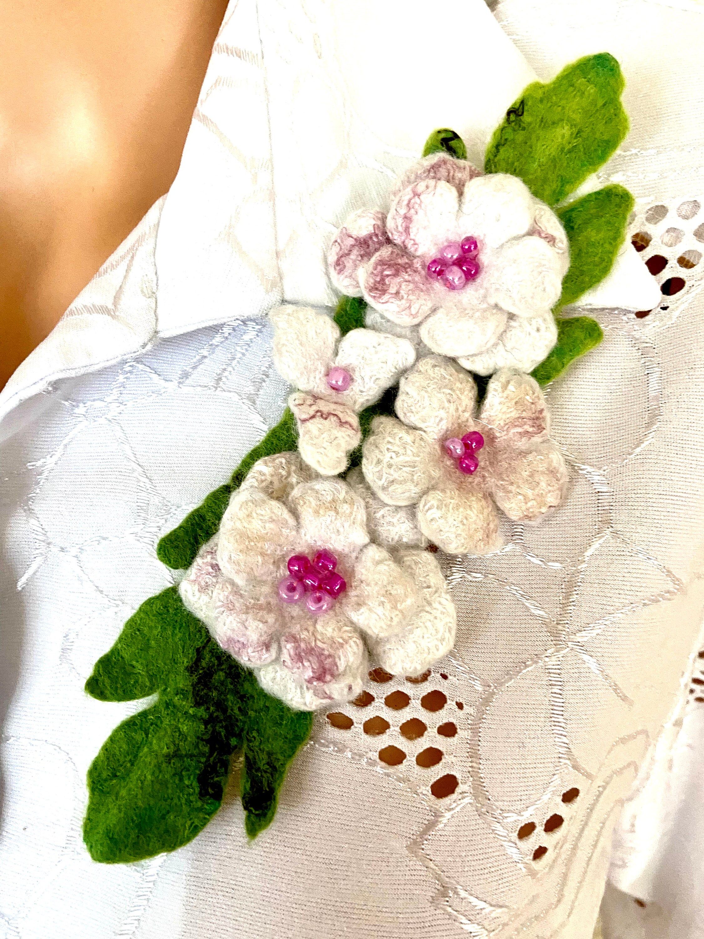 Felted Brooch rosehip Blossom Wool Brooch | Etsy