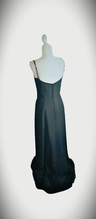Vintage Black Evening Gown / Feather Bottom / Size 11 - Etsy