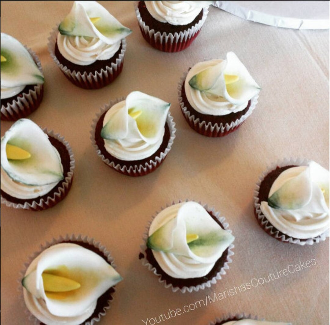 12 Calla Lily Cupcake Toppers - Etsy