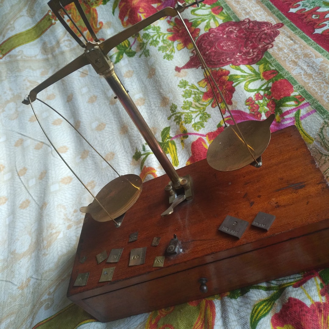Vintage Cased Set of Jewellers Scales - Etsy