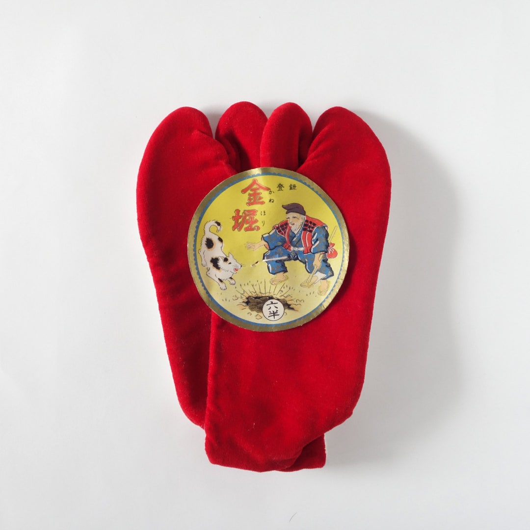 Japanese Red Tabi Socks for Kids With Cute Label Oni Tabi - Etsy Sweden