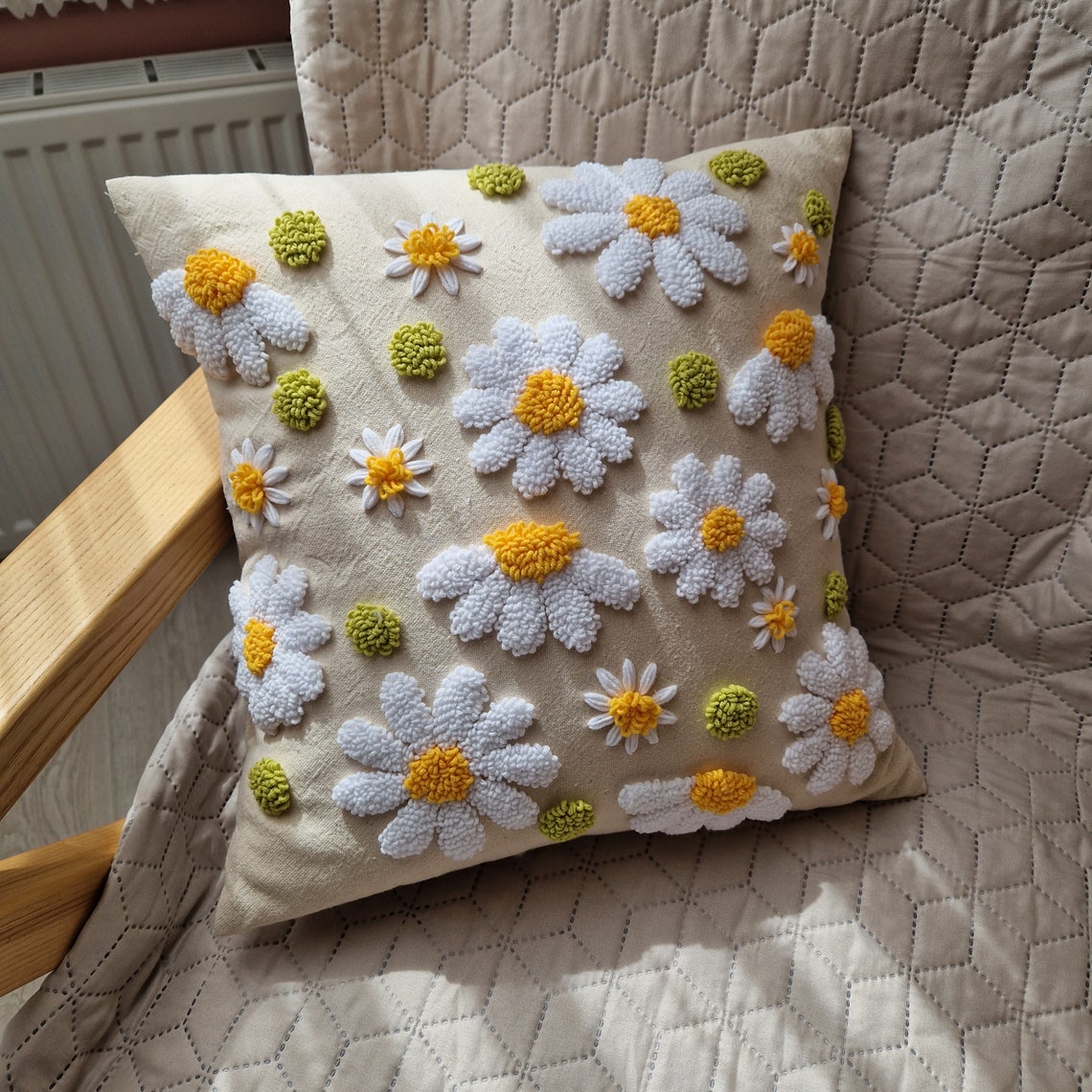 Punch Needle Daisy Pillow, Accent Floral Throw Pillows, Floral Funky ...
