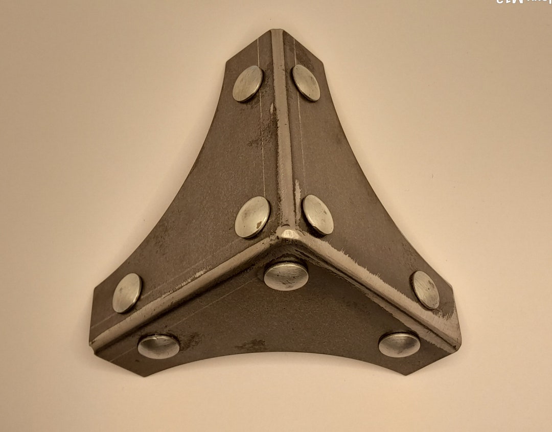 Corner Protectors Metal. Metal Corner .metal Frame Corner. Rustic Metal ...