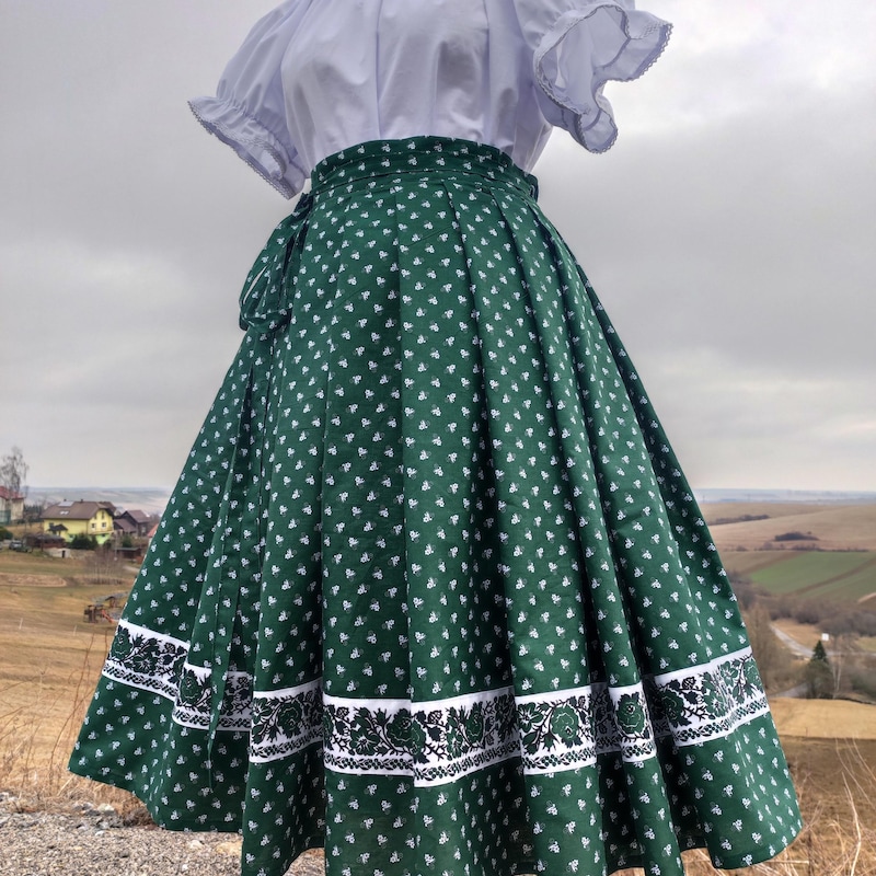 Slovak folklore costume - Etsy.de