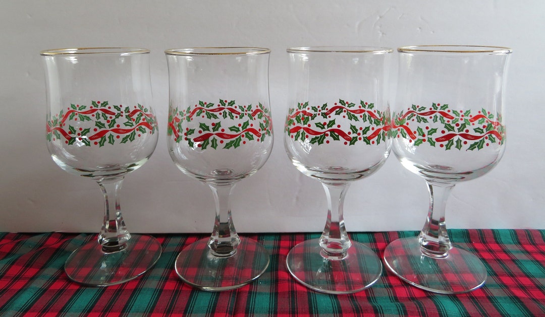 Arby's Christmas Wine Glasses - Holly, Red Berries & Ribbon Stemware ...