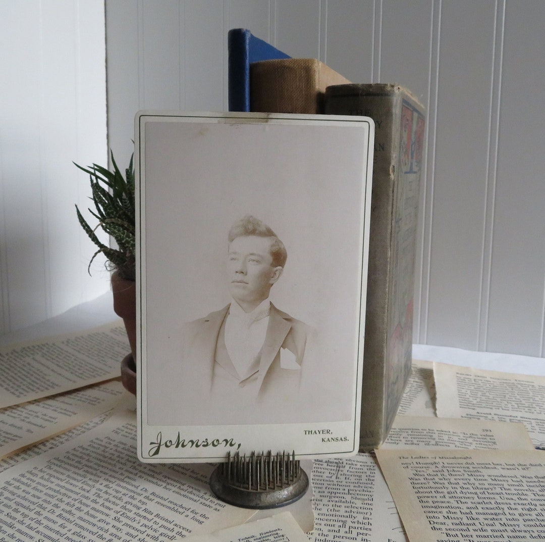 Antique Photograph Victorian Era Photograph Cabinet Card Photograph ...