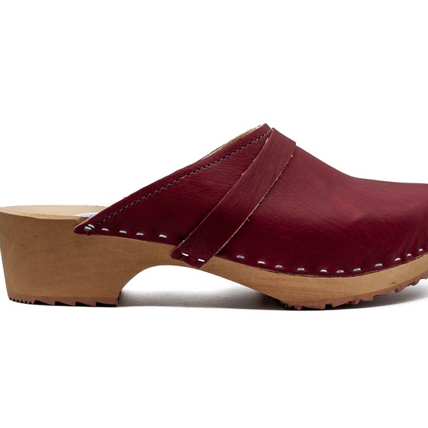 Red Clogs - Etsy