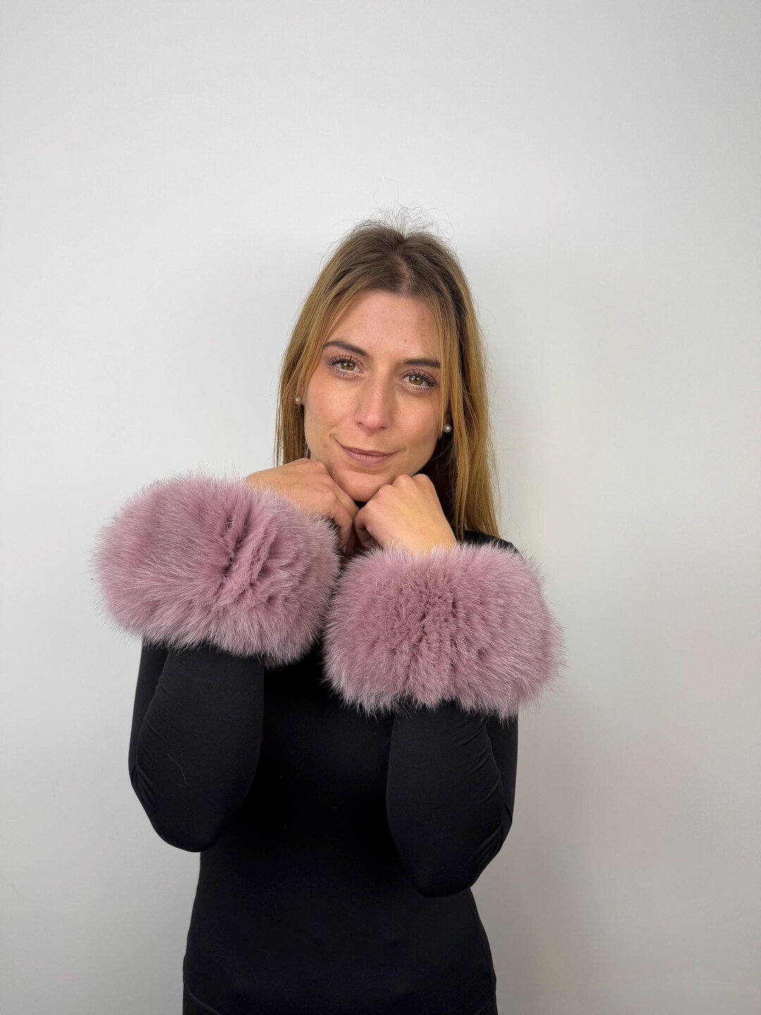 Real Fox Fur Cuffs: Fluffy Wrist Warmers (set of Two) - Etsy
