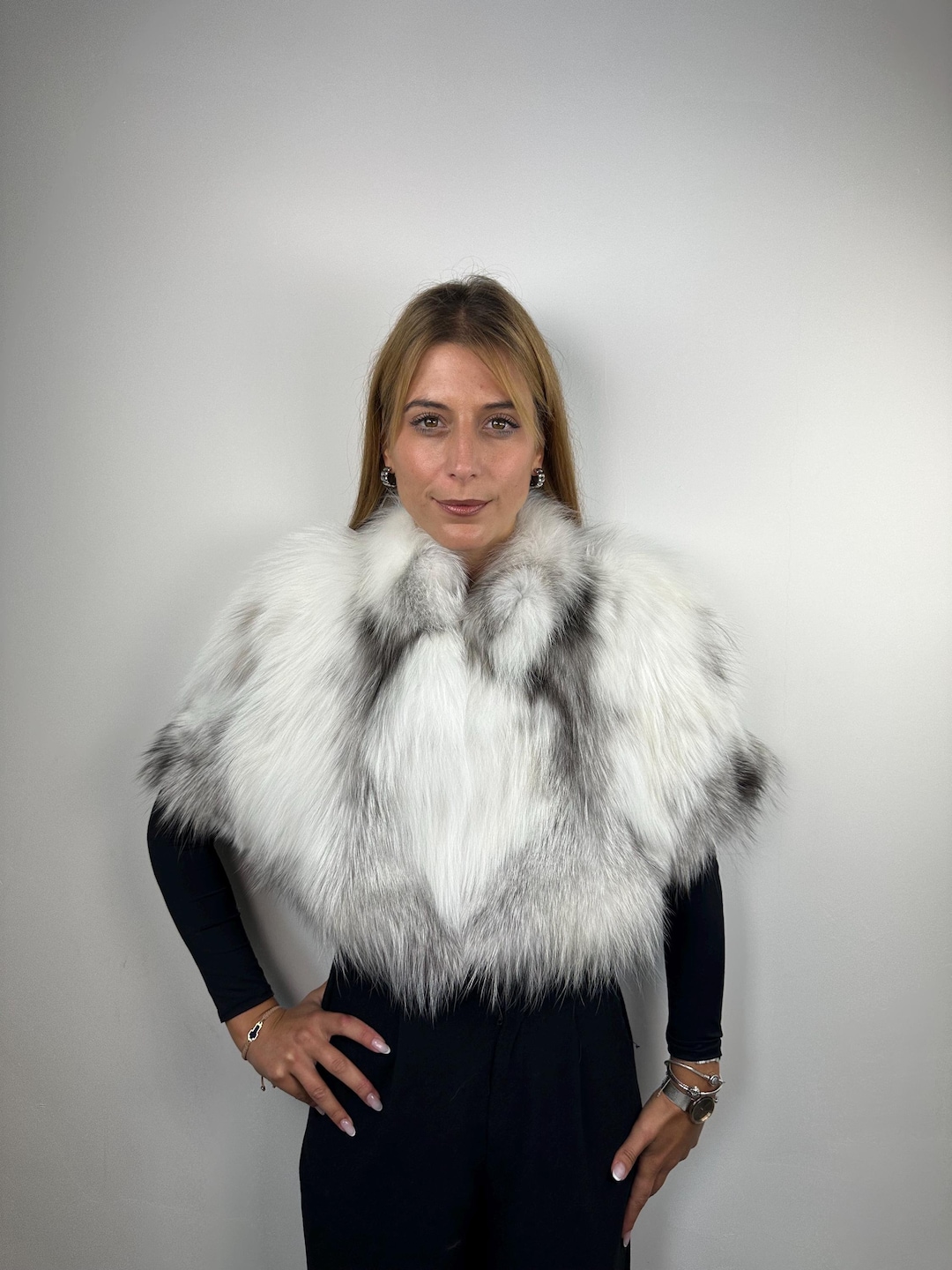 Luxury Platinum Fox Fur Stole: Handmade Real Fur Shawl - Etsy