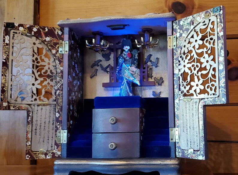Refinished the Geisha Jewelry Box - Etsy