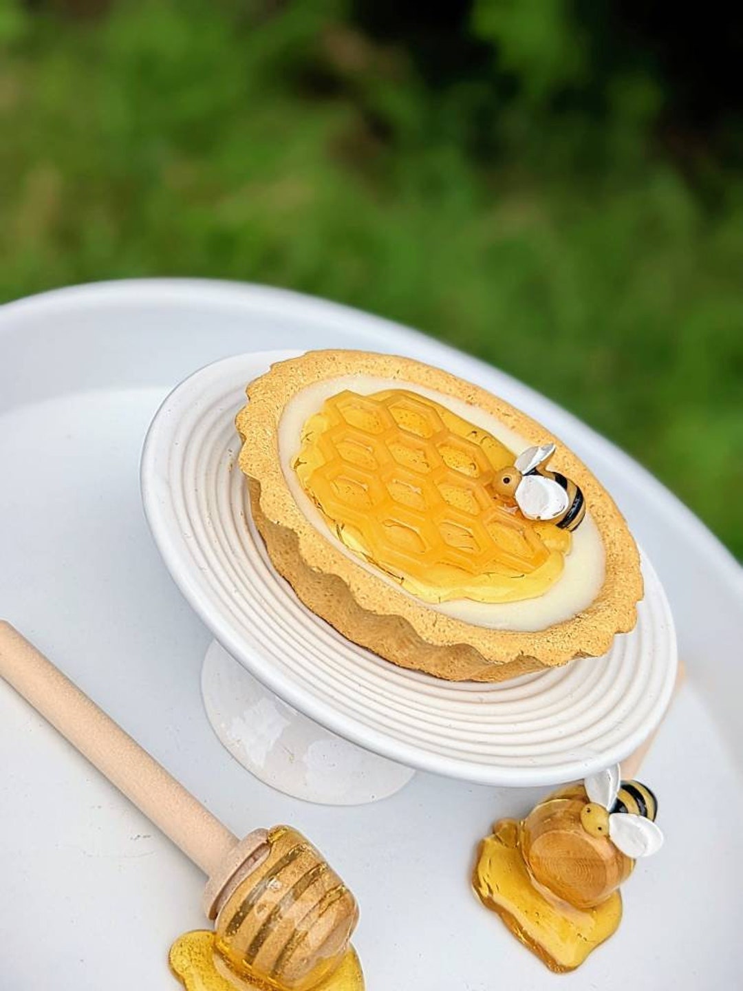 Fake Honey Bumble Bee Spill With Honey Comb Bee Decor MINI - Etsy