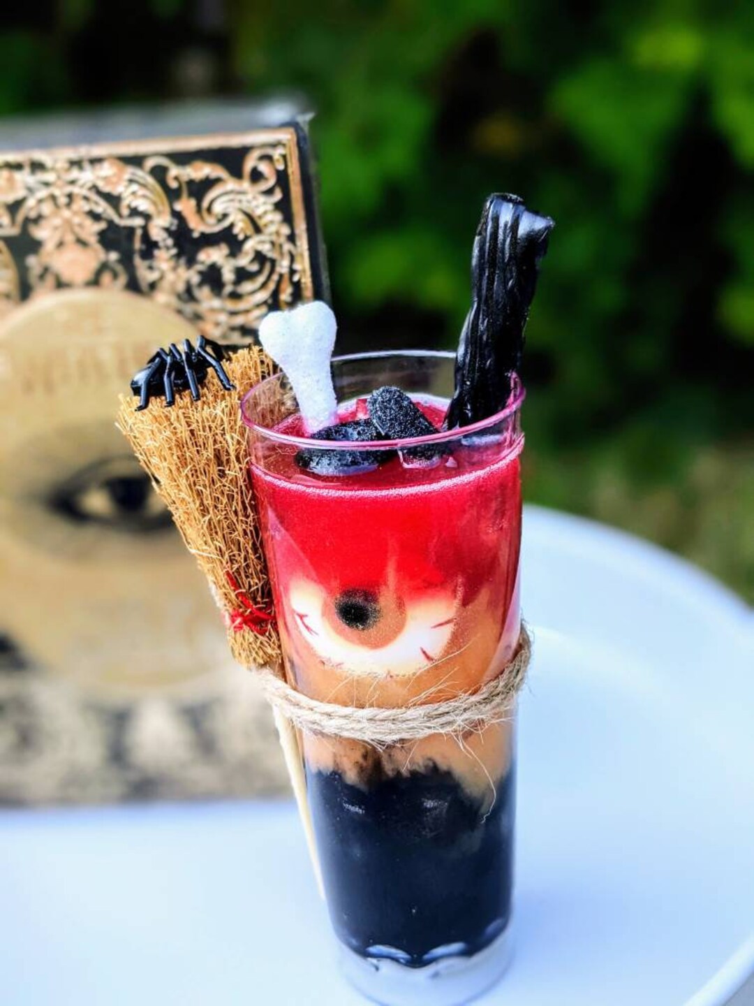 Hocus Pocus Halloween Drink, Fake Eyeball Drink, Faux Mini Halloween ...