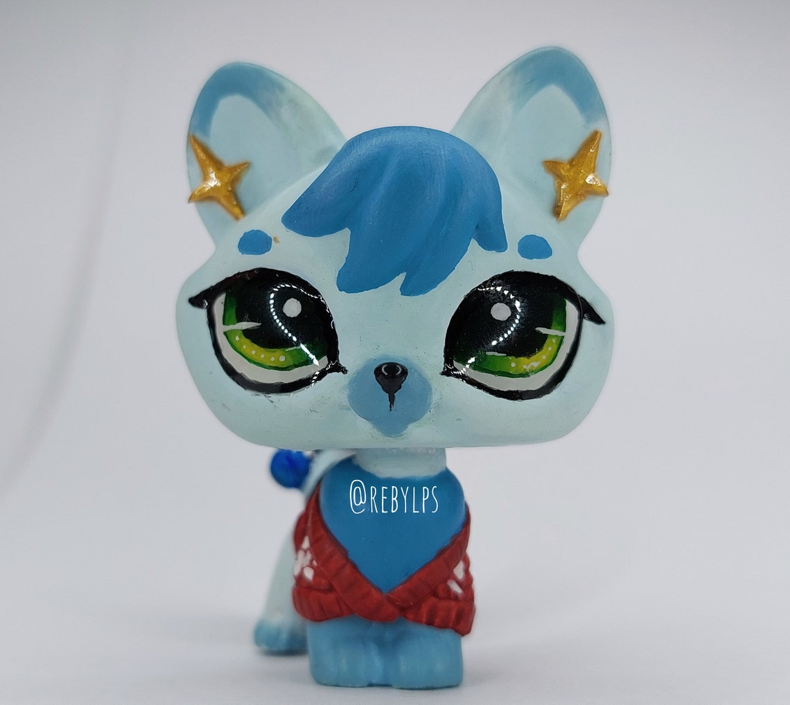Littlest Pet Shop OOAK Custom Snow Fox With Christmas Sweater Lps ...