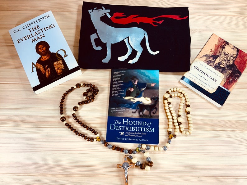 Hound of Distributism Graphic Tee GK Chesterton T-Shirt | Etsy